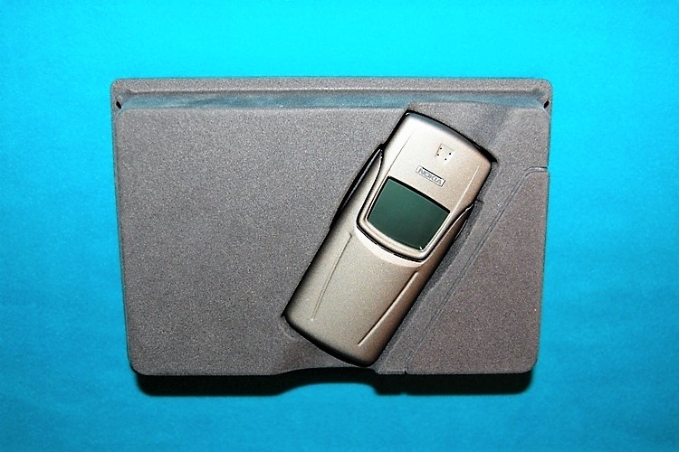 nokia 8910 titanium