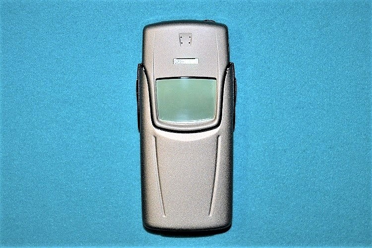 nokia 8910 titanium