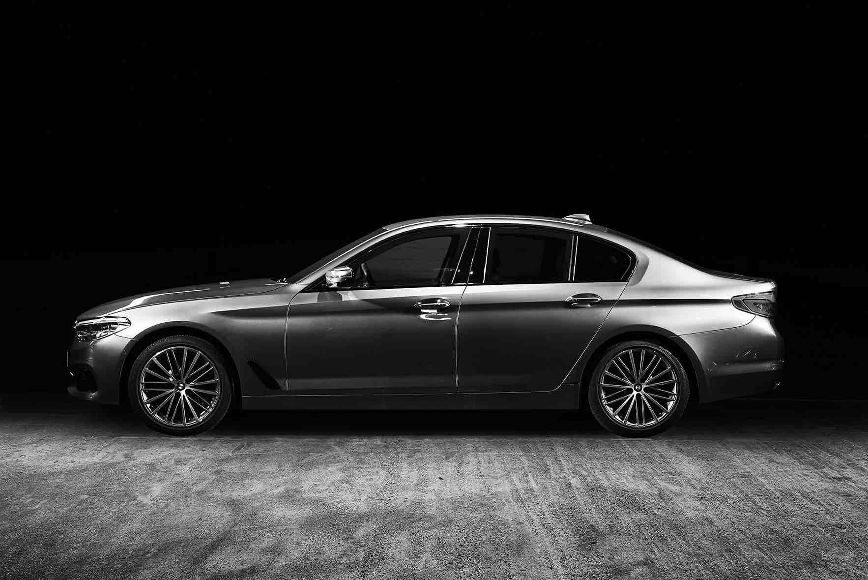 Services - New armored BMW 540i xDrive G30 in VPAM VR4, 2019YP