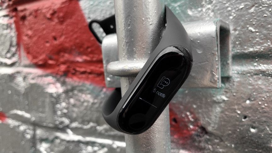 СЛУХИ: XIAOMI MI BAND 4. ВЗГЛЯД В БУДУЩЕЕ