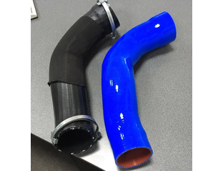 Volvo XC70 / XC60 - Большой патрубок "на интеркулер"