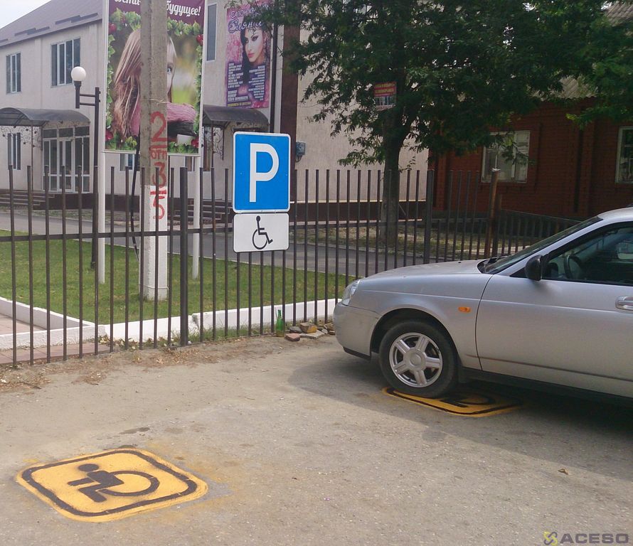 Знак Парковка для инвалидов 2 знака в комплекте и крепеж к ним по ГОСТ 6 4 и 8 17 хомут