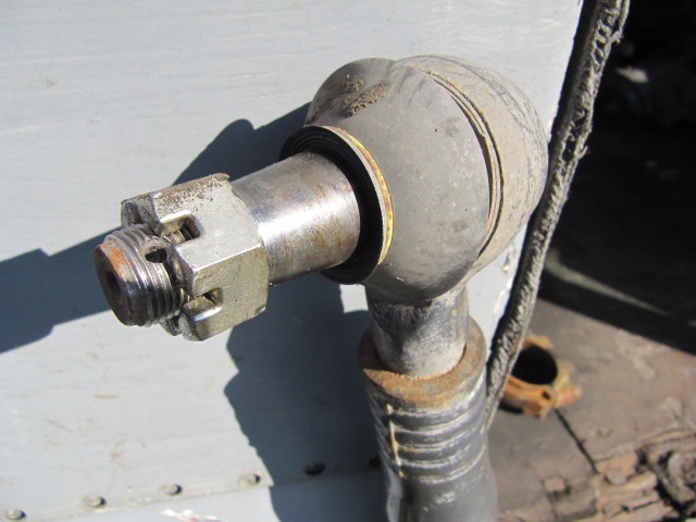 Тяга рулевая продольная Volvo FH 21106930