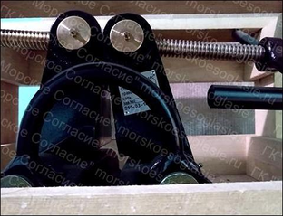 Стопор фрикционный винтовой якорной цепи ОСТ 5.2316-79
