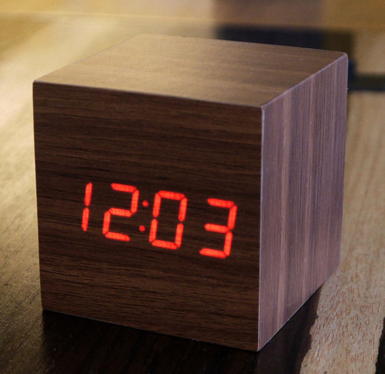 Настольный будильник, СВЕТОДИОДНЫЕ ДЕРЕВЯННЫЕ ЧАСЫ "КУБИК" (Wooden Cube ...