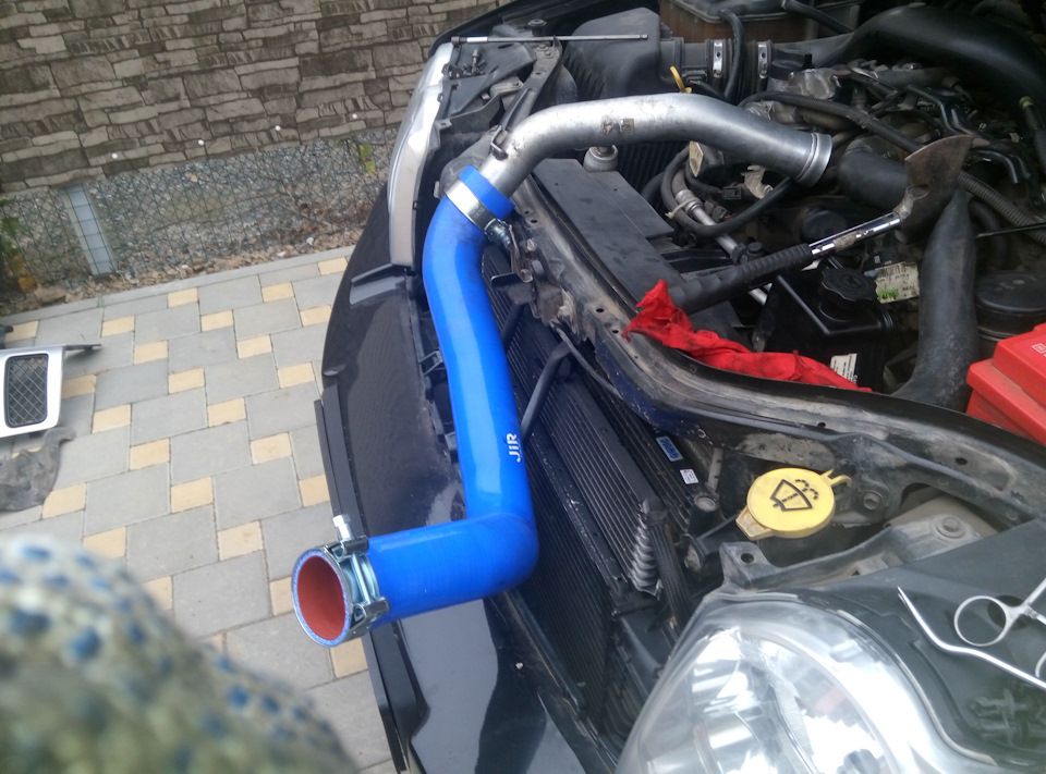 Jeep Grand Cherokee WK - 3.0 CRD - Заменитель резонатора и патрубка ...