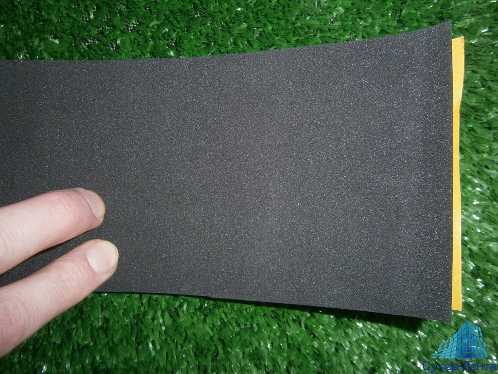 Уплотнители с клеевым слоем из пористой резины Epdm 150