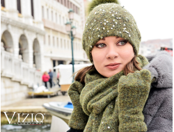 Женские шапки, шляпы, кепки, береты и одежда для женщин купить в Москве