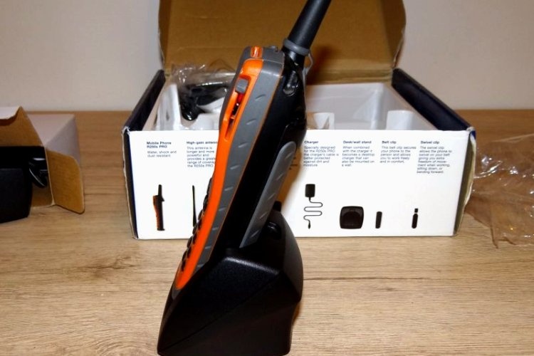 Ericsson R250s PRO Bright Orange купить оригинал, полный комплект
