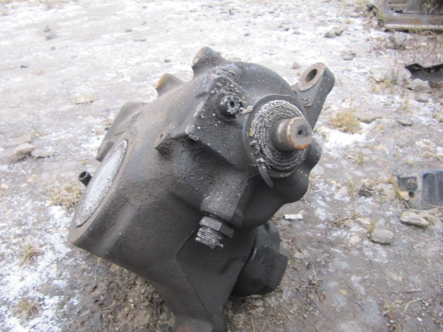 Редуктор рулевой ГУР Scania R-serie 1353044