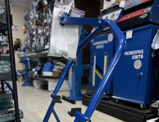 Подставки автомобильные страховочные - Держатель заднего колеса мотоцикла MHR-M1003B (копия)