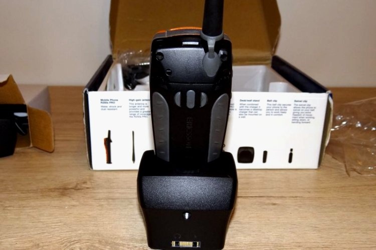 Ericsson R250s PRO Bright Orange купить оригинал, полный комплект